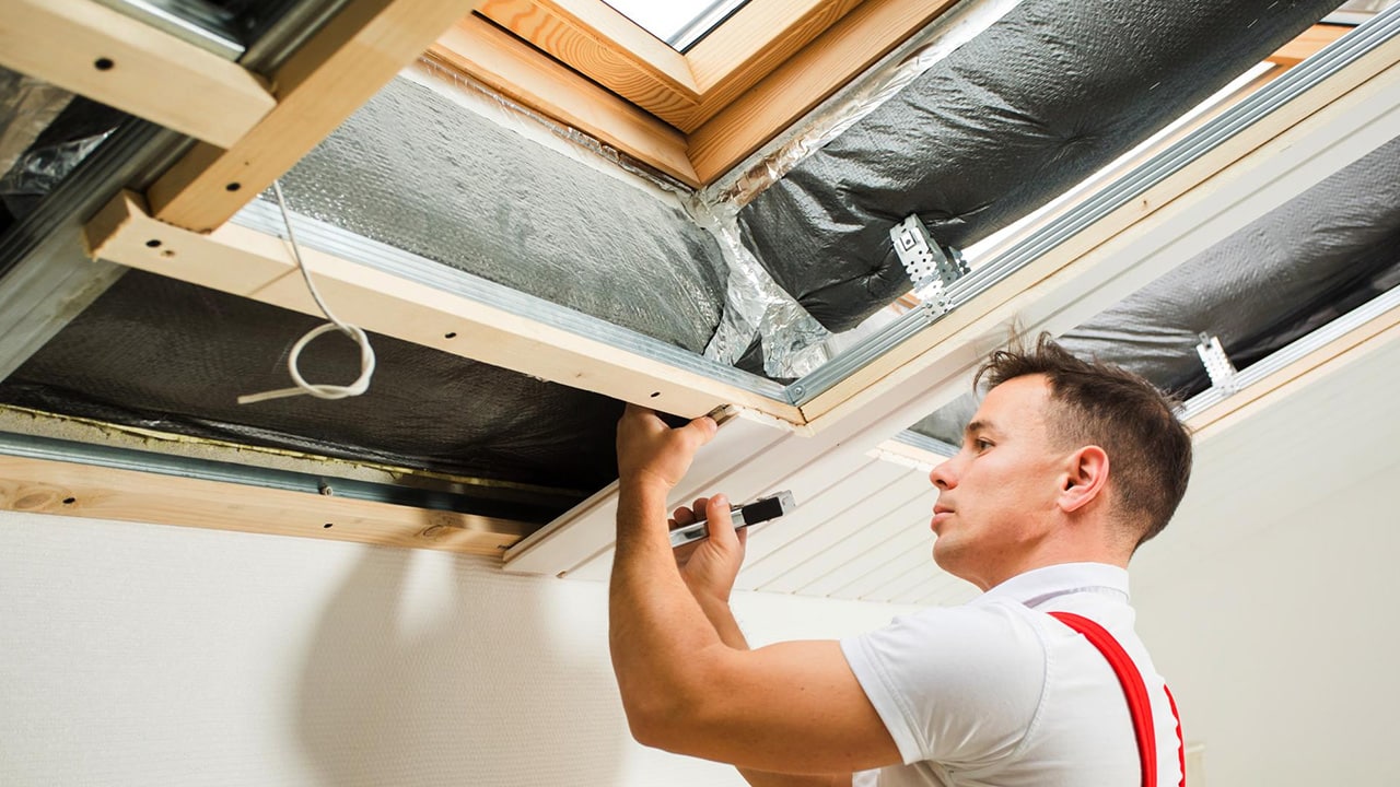 Comment optimiser l'isolation autour d'un Velux